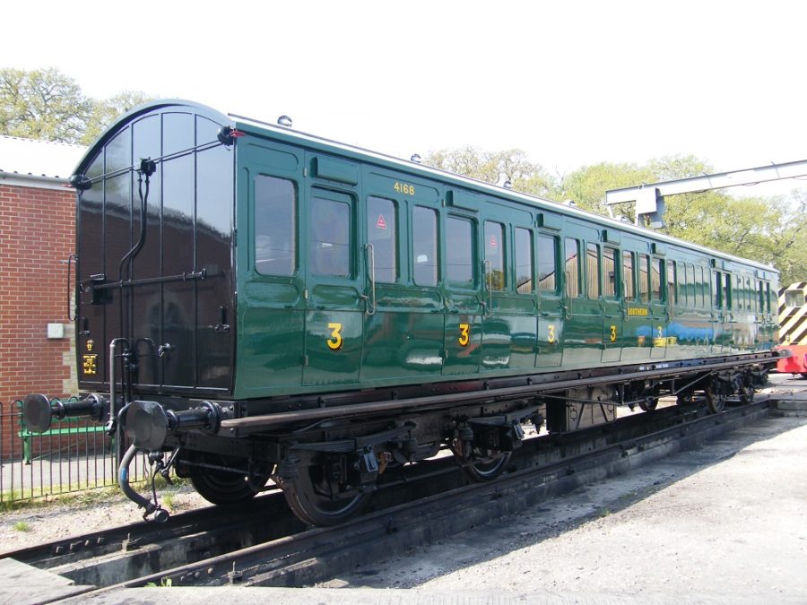 Bogie Carriages | Isle of Wight Steam Railway